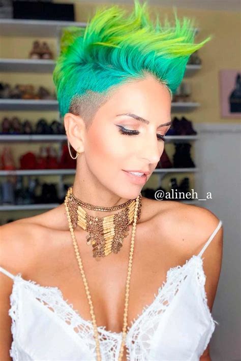 15 Flattering Short Haircuts For Oval Faces Artofit