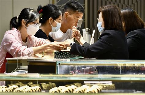 自由行擴大︱陳茂波籲各界提供更好消費體驗 擦亮「好客之都」招牌 星島日報