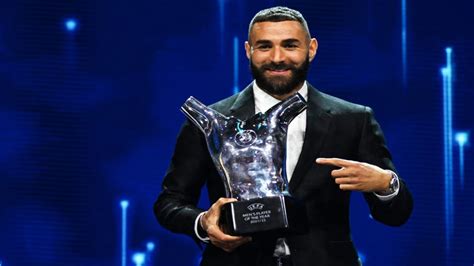 الفرنسي كريم بنزيمة ينال جائزة الاتحاد الأوروبي لأفضل لاعب هلا اخبار