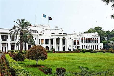 LHC Bars Government From Demolishing Punjab Governor House S Walls Pakistan Dunya News