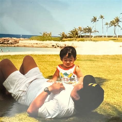 Robin Reyes Therobinreyes • Threads Say More