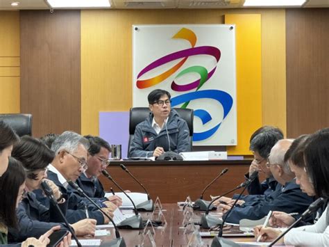 高雄「冬日遊樂園」127登場！陳其邁邀大家來愛河灣欣賞雙鴨進港開幕秀