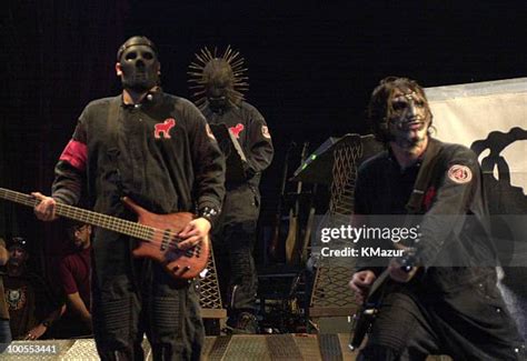 Slipknot Performing At Ozzfest 2001 Photos And Premium High Res