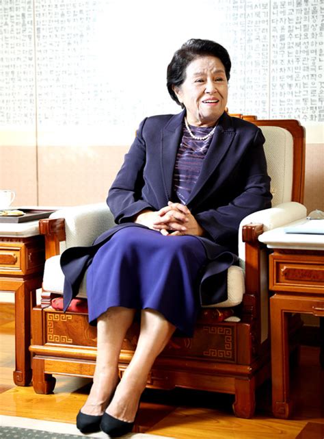 [특별인터뷰] 이순자 여사가 말하는 ‘나와 全斗煥 대통령 〈상〉 군인 全斗煥 월간조선