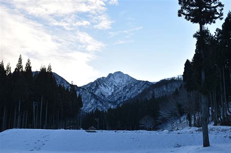 新潟県は大雪なのに湯沢町周辺は雪が降らない 大源太農園のブログ