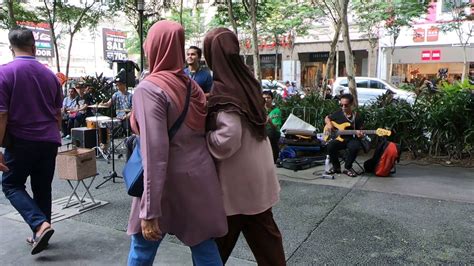 AP BUSKERS Cik Ainon Janda Muda YouTube