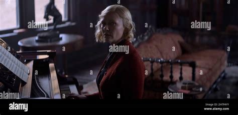 The Power Of The Dog Kirsten Dunst 2021 © Netflix Courtesy Everett