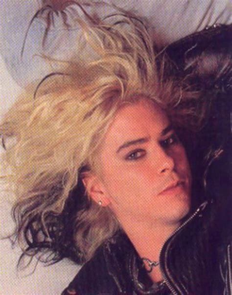 Pin By Gokce On Duff How Could You Be So Fine Babe Duff Mckagan The