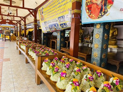 “หลวงพ่อทันใ มะลิแก้บนคุณเอม หลวงพ่อทันใจ วัดพระธาตุดอยคำ