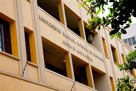 El Cac Unah Un Edificio Con Historia