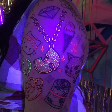 Светящиеся тату 76 фото как подобрать светящуюся краску для татуировки