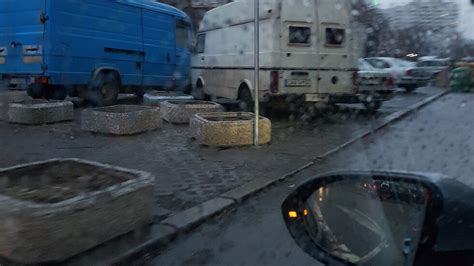 Плащаш зелена зона за паркиране по дупки и зелени площи Nova Bg