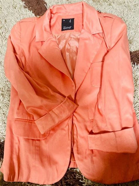 Жіночий стильний піджак — ціна 90 грн у каталозі Піджаки і жакети Купити жіночі речі за