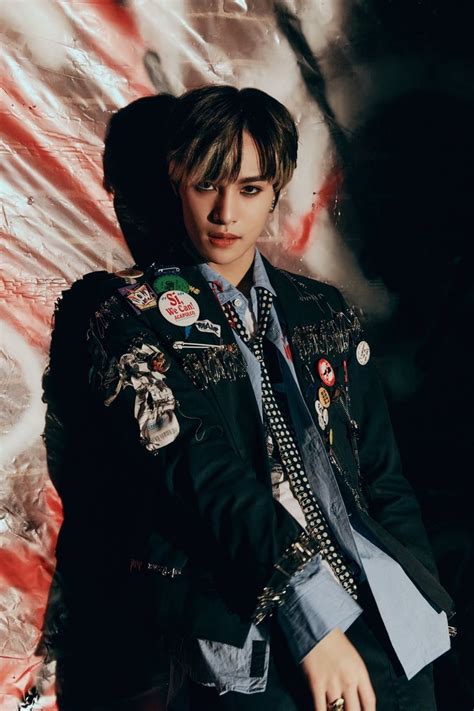 Yangyang WayV Turn Back Time The 1st Album Awaken The World Yangyang Liuyangyang Wayv