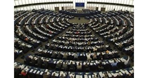 ЕП ще призове за по добра защита на фондовете на ЕС от злоупотреби