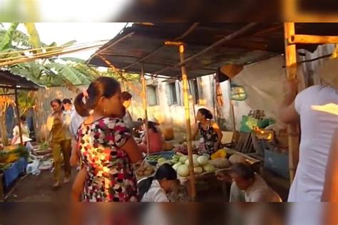 该国停飞我国航班，用中文写出禁止中国人入内，如今报应来了航班报应中国