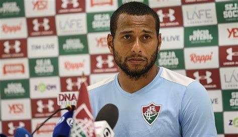 Vídeo Confira a entrevista coletiva do goleiro Rodolfo Fluminense Últimas notícias vídeos