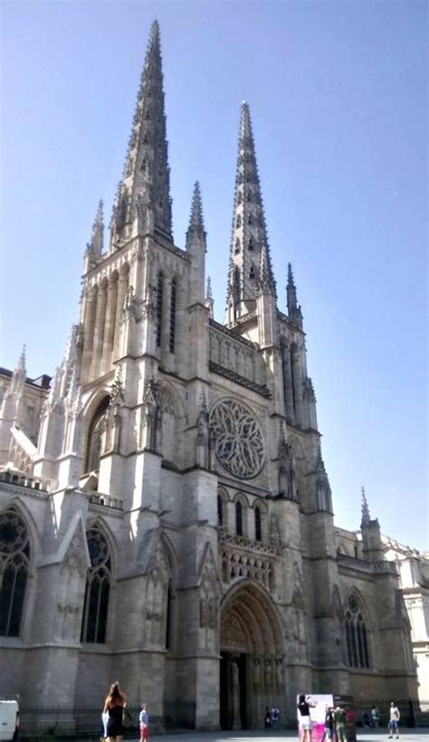 Cathédrale de Bordeaux Konstantin Volostnov LE PETIT PLACIDE