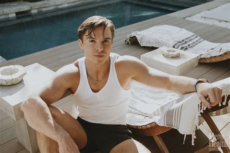 Las Pasiones De Nicholas Alexander Chavez