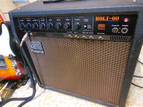 Bolt 60 Roland Bolt 60 Audiofanzine
