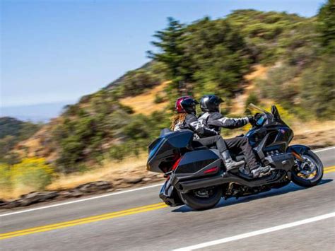2021 Honda Gold Wing Tour Dct Airbag Guide • Total Motorcycle