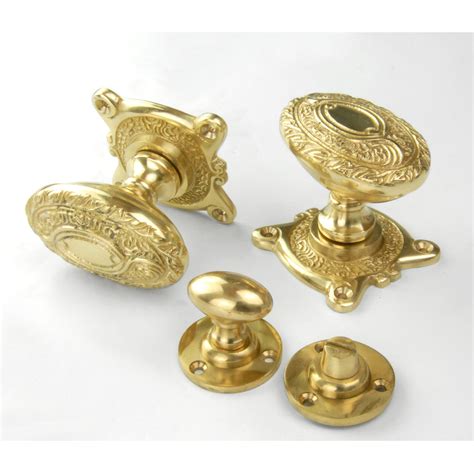 Vintage Period Style Ornate Oval Solid Brass Door Knobs Handles Poli