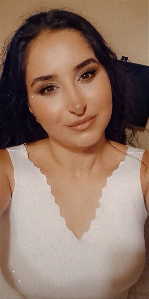 Ranim El Mosselmany On Linkedin Feel Free To Express Your Passion®️🤍