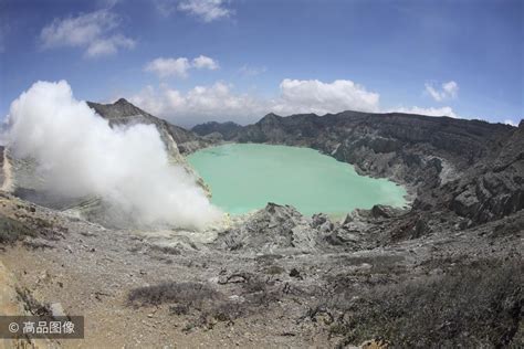 印尼锡纳朋火山持续喷发，坐落在环太平洋火山带上的这个国家，还有哪些著名的火山？ 知乎