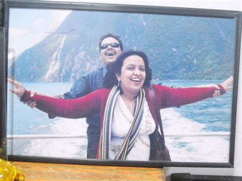 Maharashtra Cm Devendra Fadnavis Devendra Fadnavis Wife Amrutas