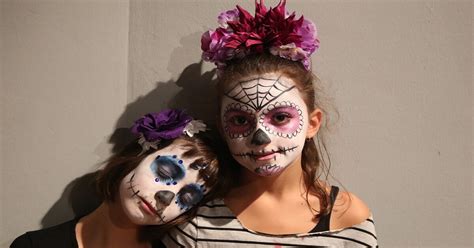 ¿por Qué Los Niños Salen A Pedir ‘calaverita En México El Día De Muertos