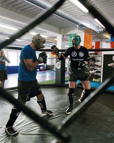 [100 ] Alexander Volkov Wallpapers