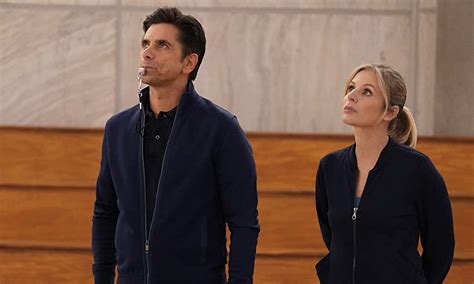 John Stamos Es Un Coach Con Mucho Que Aprender En El Primer Trailer De