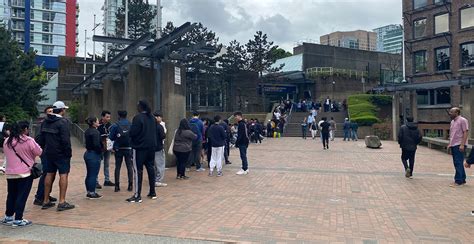 Massive Lines For Dc Superhero Compass Cards Hit Skytrain Station
