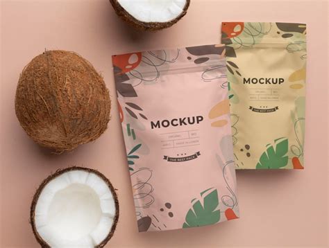 실제 컨텍스트 목업에서 흰색 및 공예 Doypack 프리미엄 Psd 파일