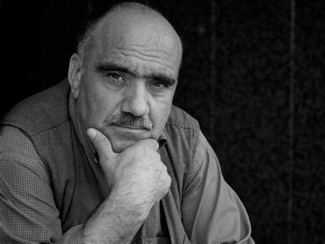 무료 이미지 남자 사람 검정색과 흰색 화이트 사진술 전자 서적 남성 초상화 훈련 검은 단색화 수염 가로 사진 플리커 도마 비디오 올림포스 산