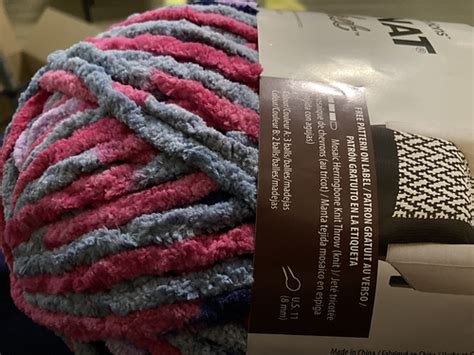 Ravelry: Bernat Blanket