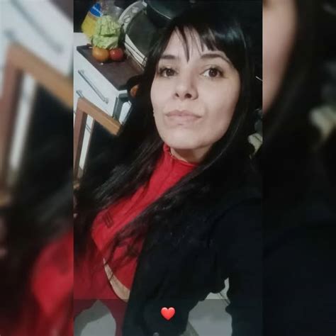 Priscila Pirilli Pirillipriscila • Threads Say More