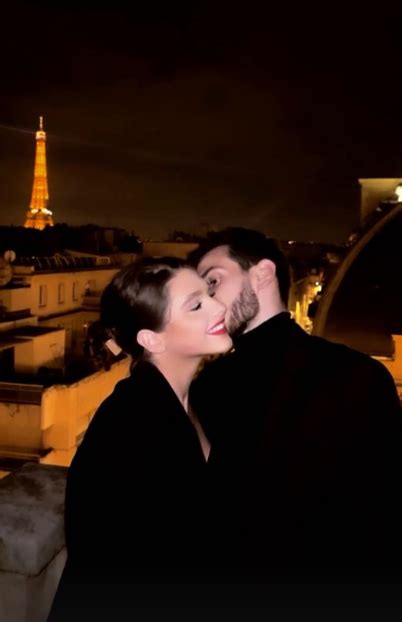 ხვიჩა კვარაცხელიას და ნიცა თავაძის ფრანგული თავგადასავალი წყვილი პარიზიდან რომანტიკულ ფოტოებს