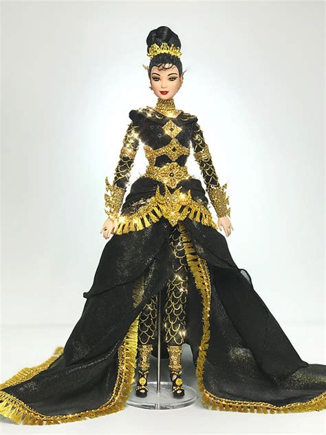 Miss Indonesia Ninimomo