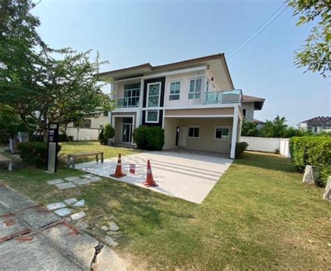 ขายบ้านเดี่ยว 2 ชั้น เนื้อที่ 100 ตรว โครงการลลิลกรีนวิลล์ พระราม2 เอก