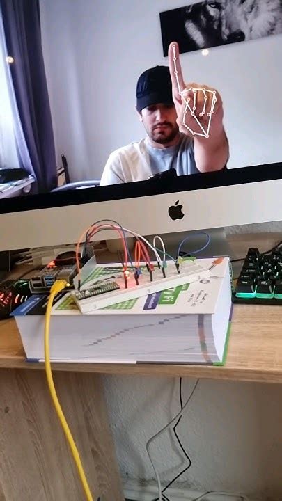 Controling Leds With Fingers And Raspberrypi Diy Coding Project