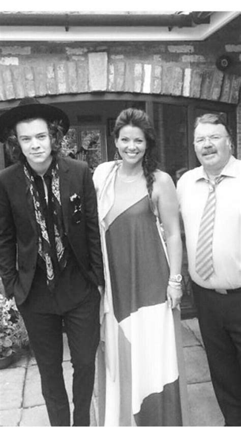 Harry Styles Photoshoot Harry Styles Mum Harry Styles Pictures