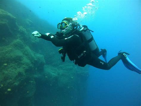 Santorini Scuba Diving Experience In The Volcanic Caldera