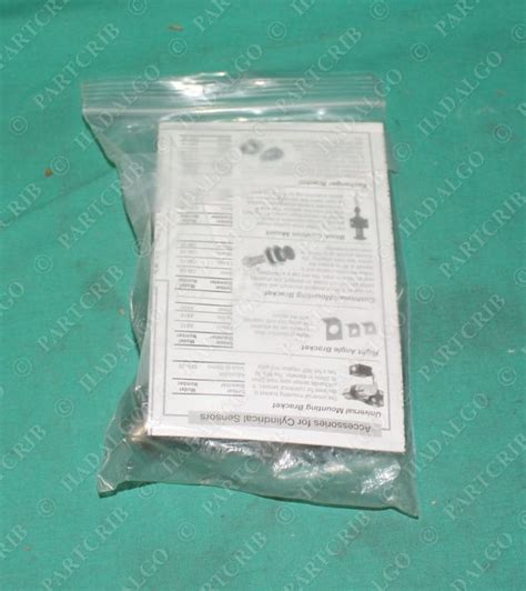 PepperL Fuchs NBB5 18GM40 Z3 V1 089214 Inductive Proximity Sensor