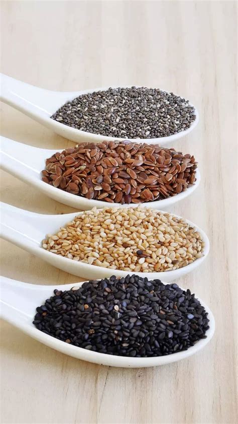 8 Popular Seeds And Benefits Of Consuming Them Daily