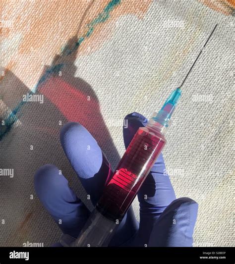 Intramuscular Injection Hi Res Stock Photography And Images Alamy