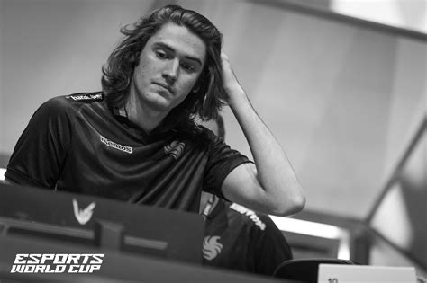 Zz Liquipedia Apex Legends Wiki