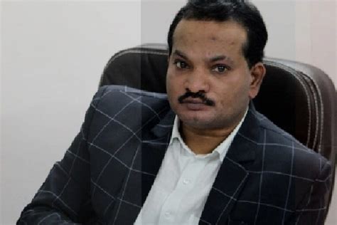 వజయసయ ఫన ఇపపడ ఎదక పయద జడ శరవణ కమర