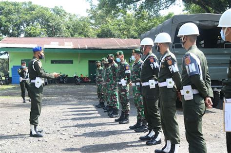 Hukum Divisi Infanteri 2 Kostrad Berikan Penyuluhan Materi Hukum Di Satuan Jajaran Brigif 9