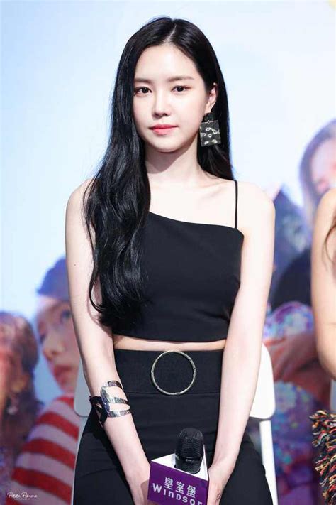 여전히 이쁜 에이핑크 손나은 인스티즈instiz 이슈 카테고리